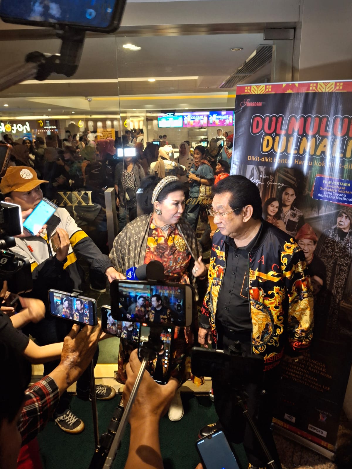 Nobar Film Dul Muluk Dul Malik Bersama Tokoh Nasional dan Selebritis ...